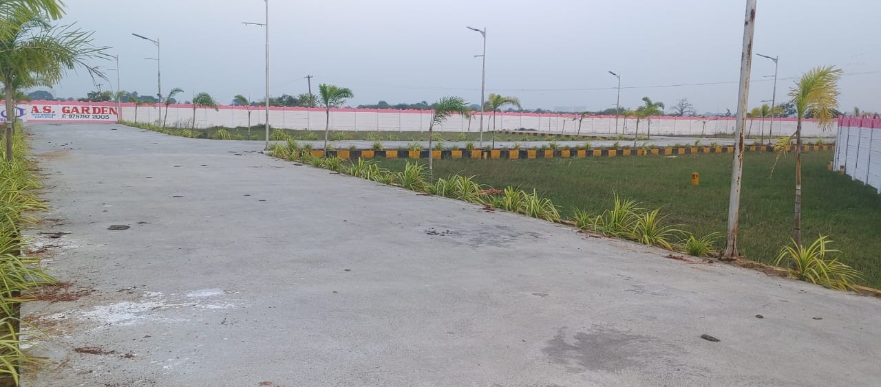 Premium villa plot for sale in Thaiyur,Kelambakkam