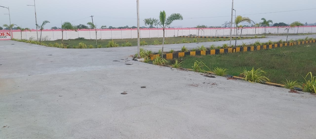 Premium villa plot for sale in Thaiyur,Kelambakkam